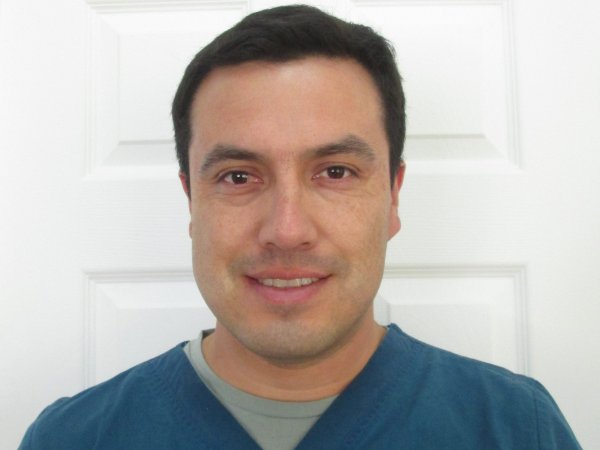 Dr. Cristian Olguín Álvarez | Clínica Bupa Reñaca